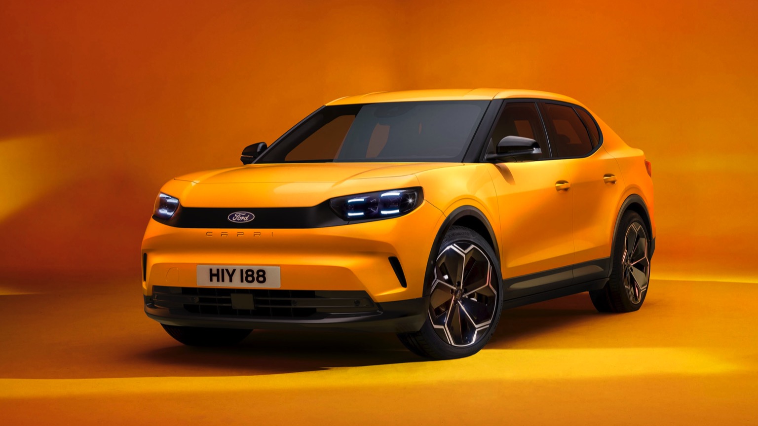 Ford Capri Standard Range RWD vs Tesla Model Y RWD: Value, Range, and ...