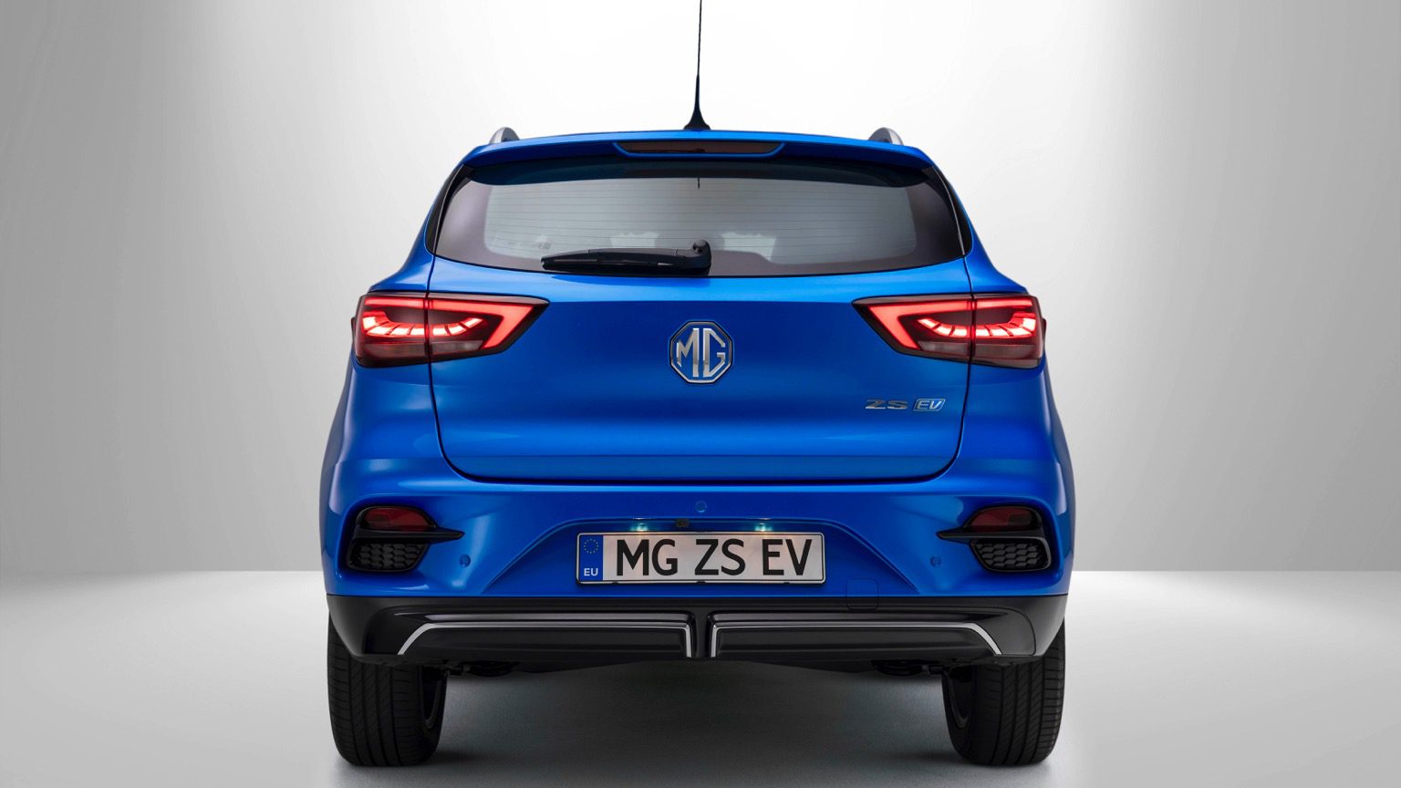 MG ZS EV Variants Compared: Standard Range vs Long Range - The.Car