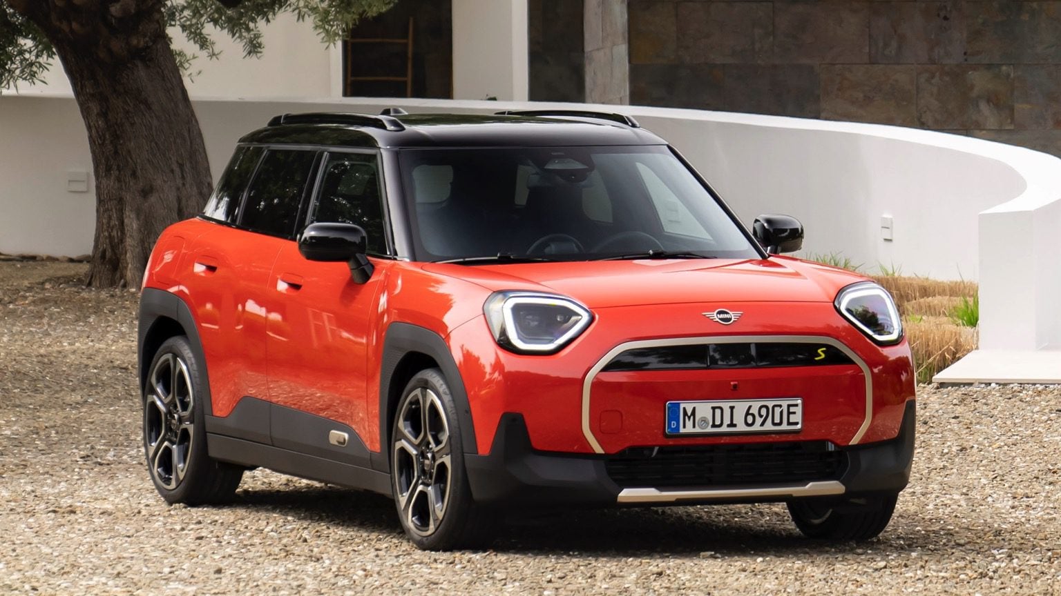 MINI Aceman Variants Compared: E vs SE vs JCW - The.Car